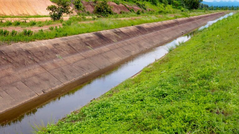 √ Pentingnya Mesin Irigasi untuk Drainase Lahan Pertanian - Sekelumit ...